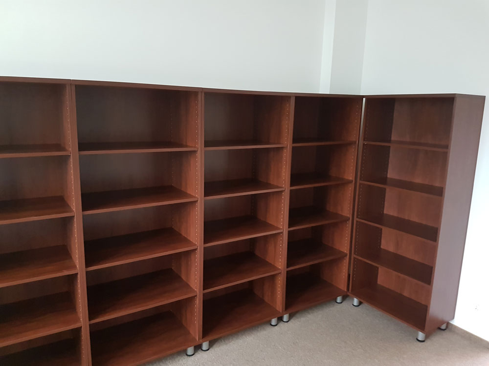 California shelving units from Poland - 10office