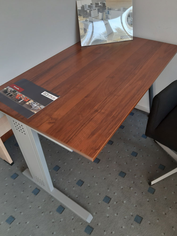 Texas desks from Poland - 10office